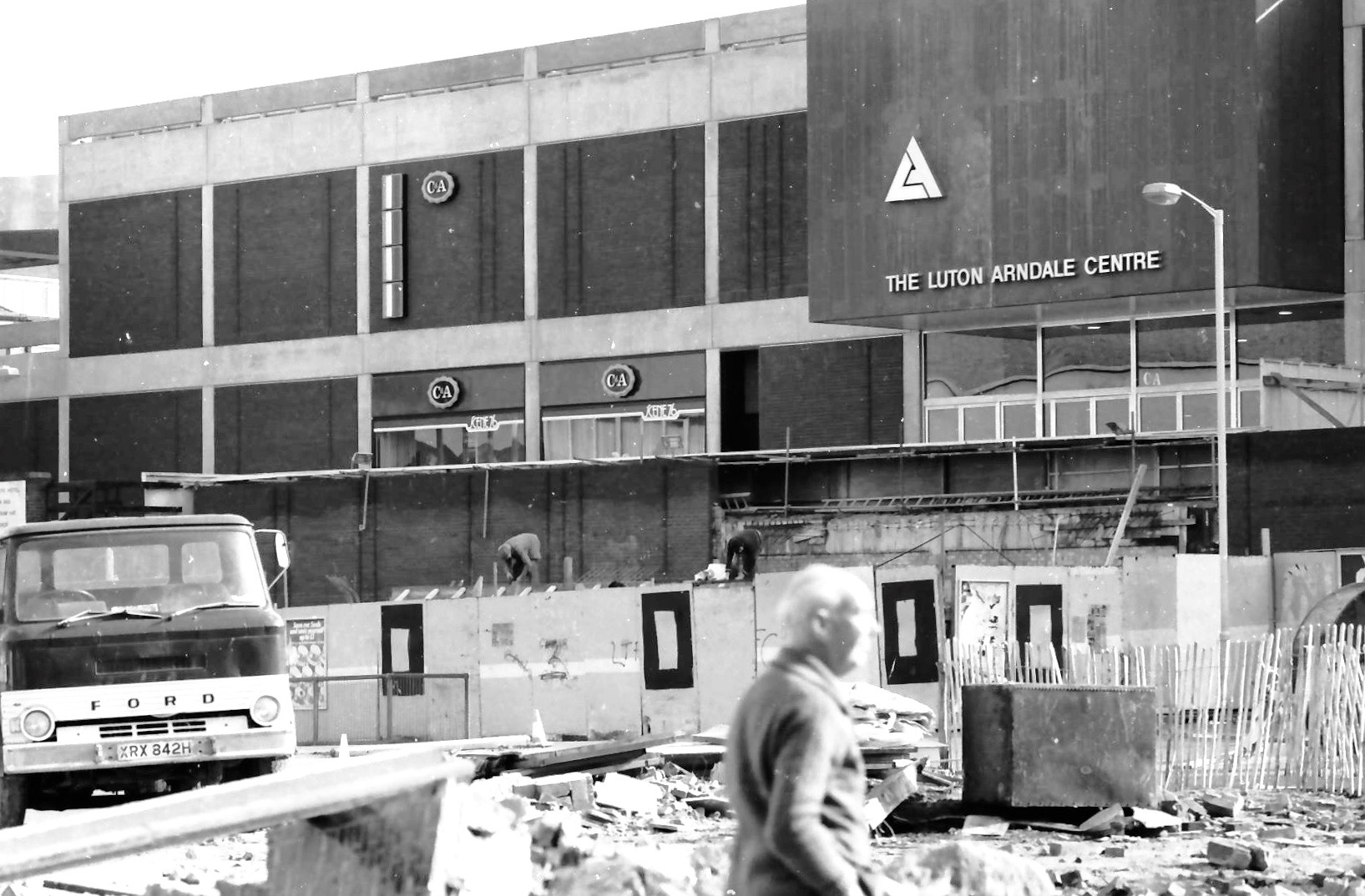 Do you remember Luton in the 1970s? — As You Change, So Do I